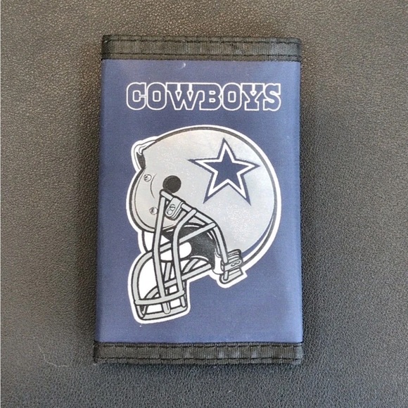 NFL | Other | Officially Licensed Nfl Dallas Cowboys Nylon Trifold ...